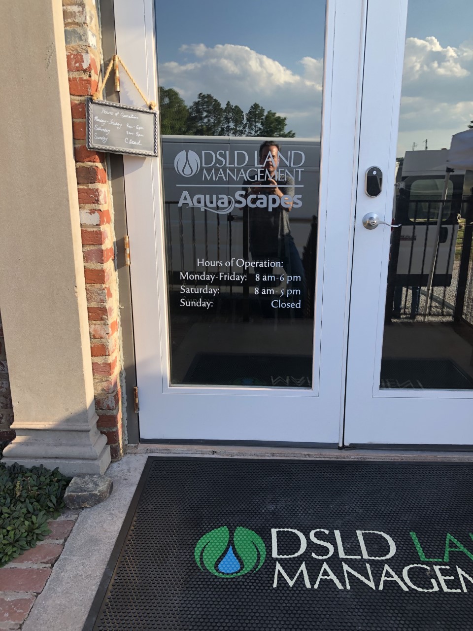 View Our Portfolio | Custom Signage | SpeedPro Direct